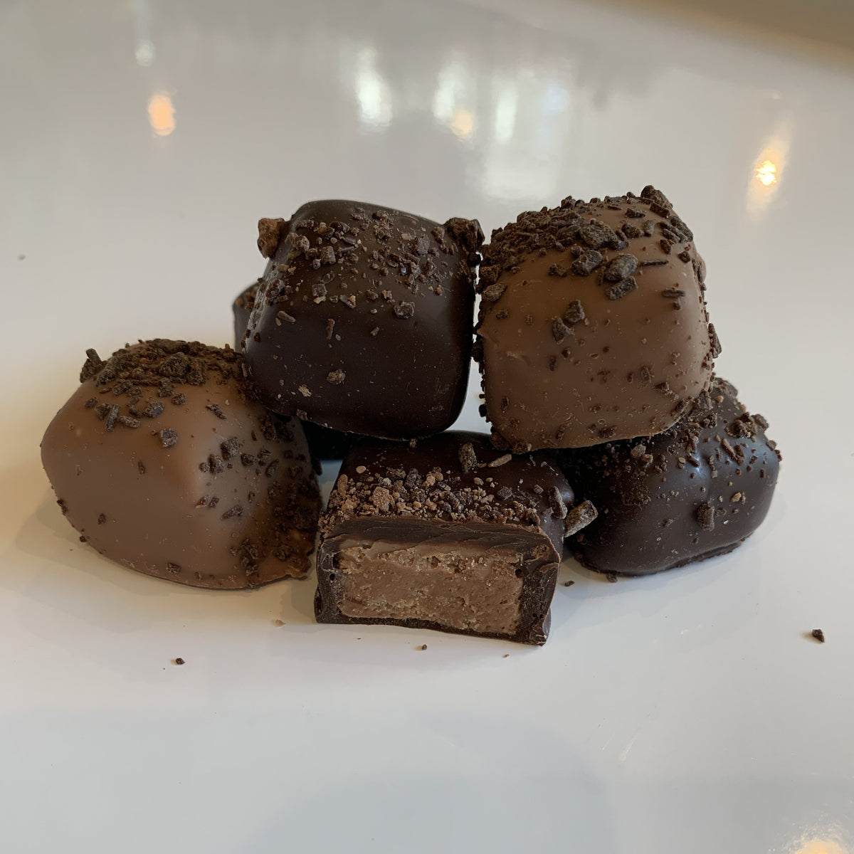 Pralines (Toffee Truffle) – Stowaway Sweets